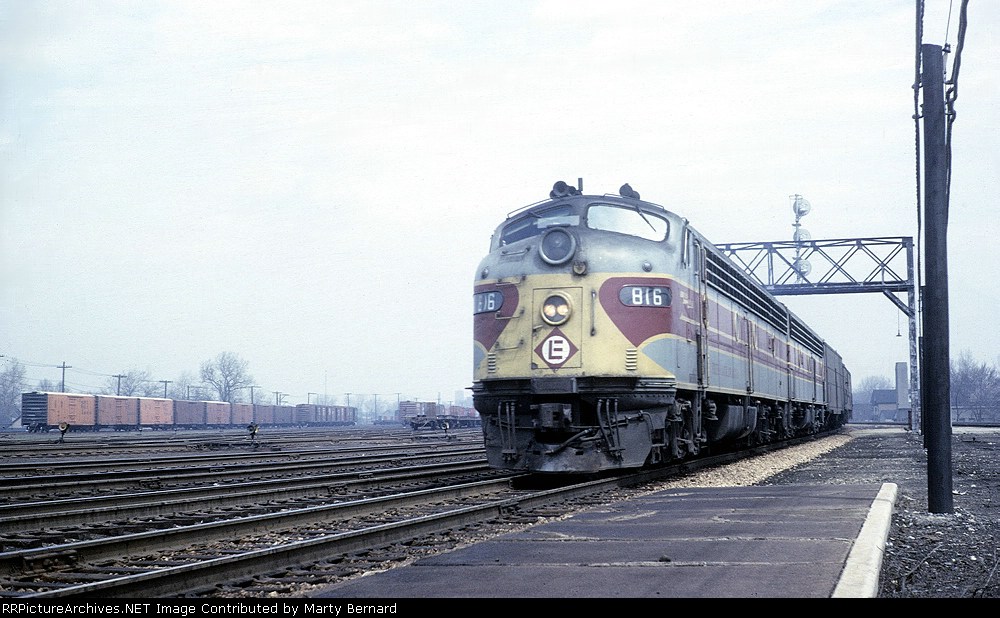 EL 816 at 51wt Street